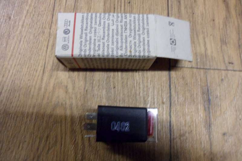 Brandstofpomp relais golf 1 gti 1600cc EG motor